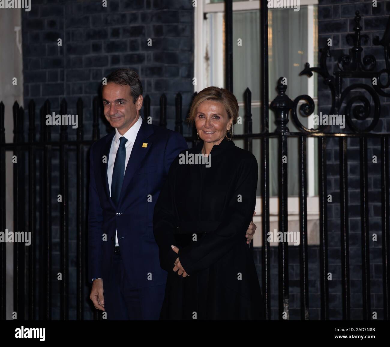 Emmanuel macron profile hi-res stock photography and images - Alamy