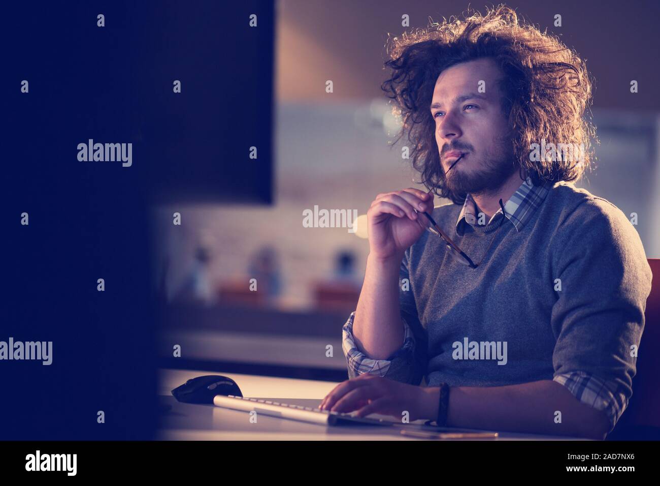 Computer in the dark hi-res stock photography and images - Alamy