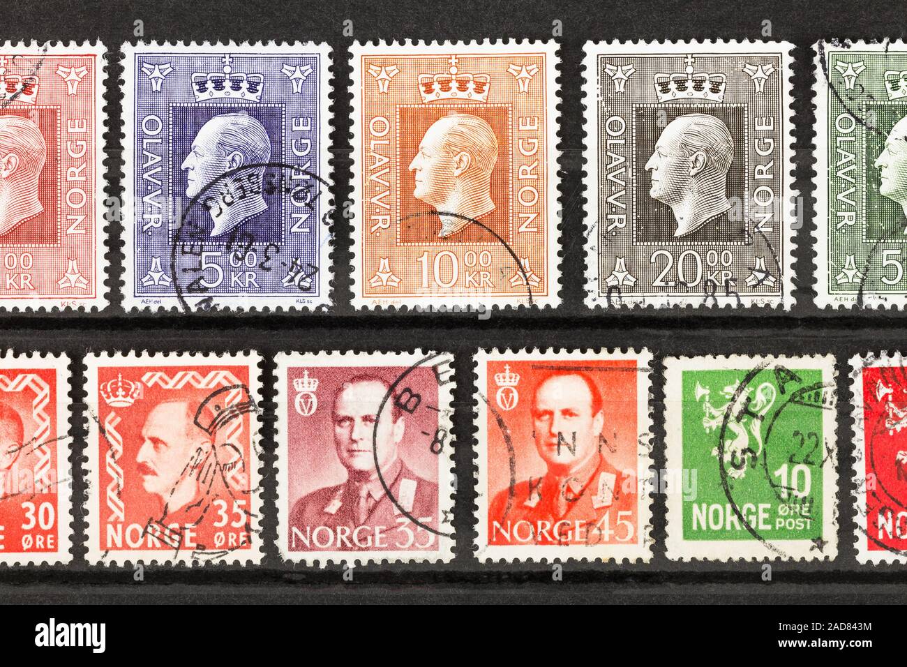 Postage stamps 1950s hi-res stock photography and images - Alamy