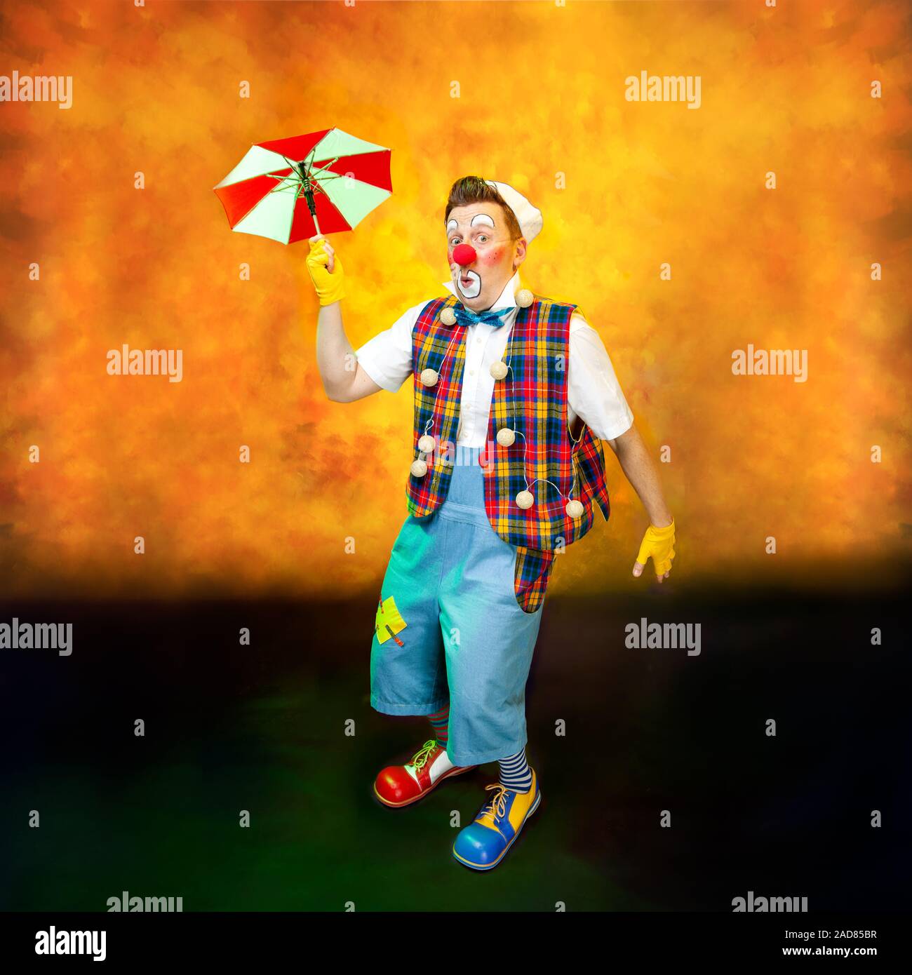A funny clown with smiling joyful expression Stock Photo - Alamy