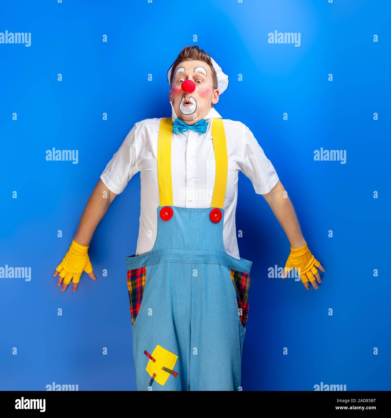 A funny clown with smiling joyful expression Stock Photo - Alamy