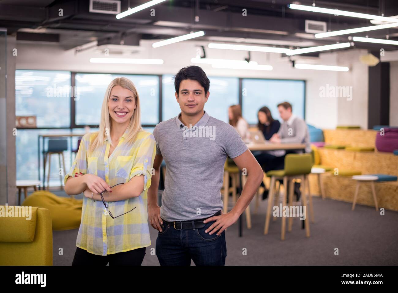 Portrait of successful Business couple Stock Photo - Alamy