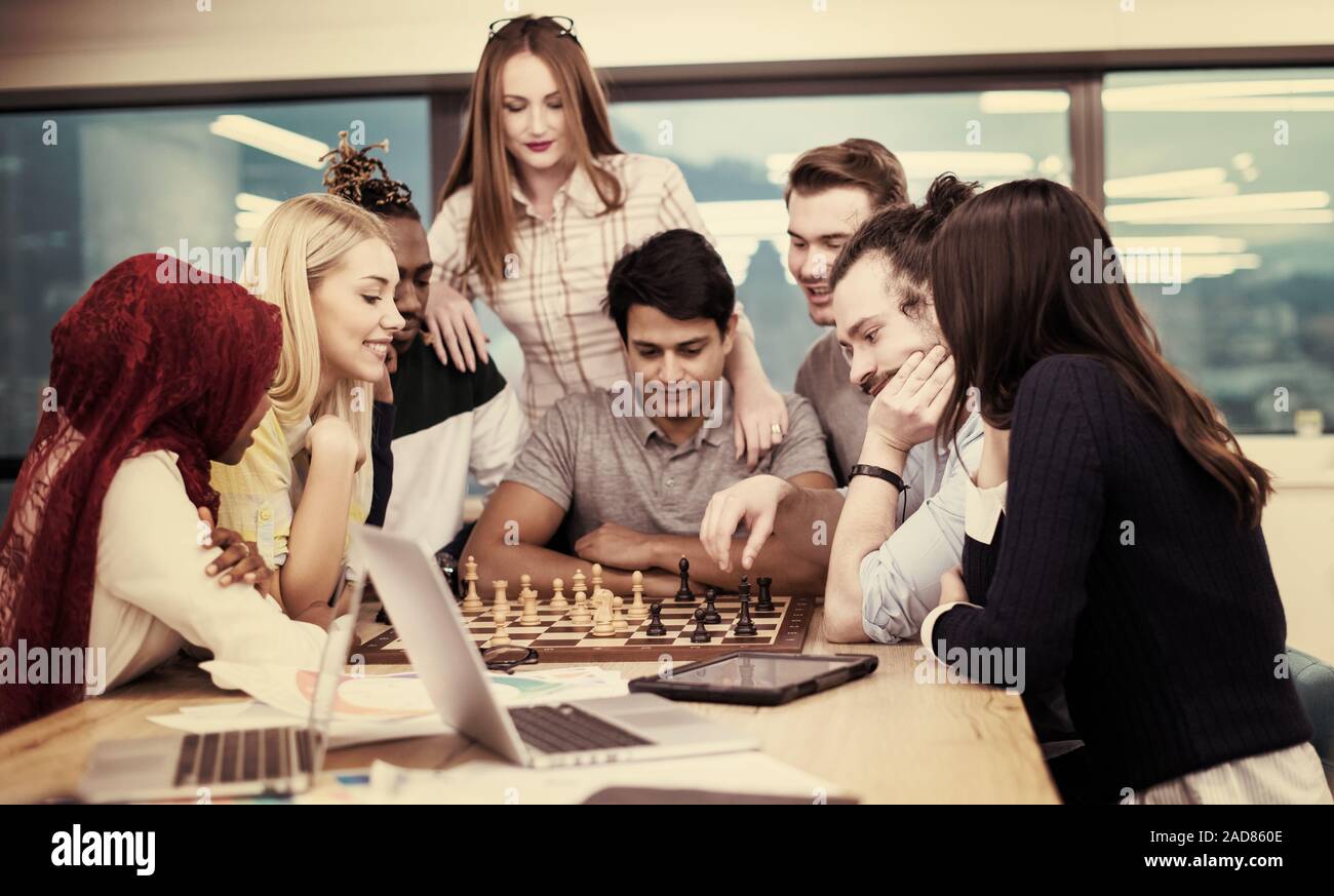 Indian chess player hi-res stock photography and images - Alamy