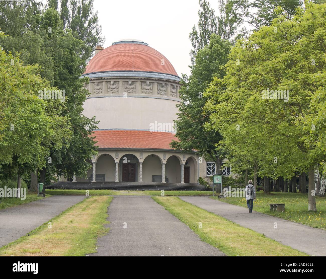 Mourning hall hi-res stock photography and images - Alamy