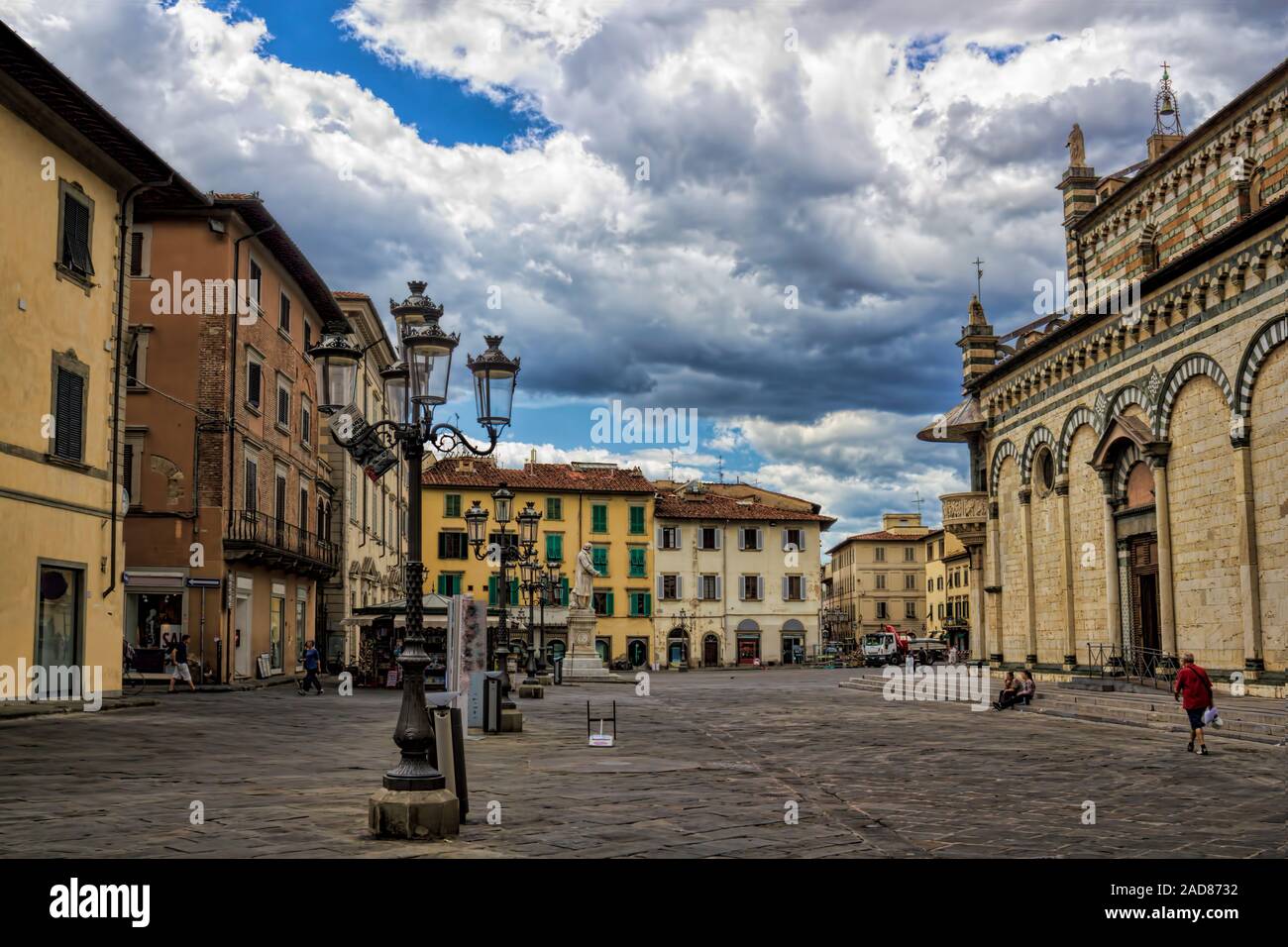 Prato, Piazza del Duomo Stock Photo - Alamy