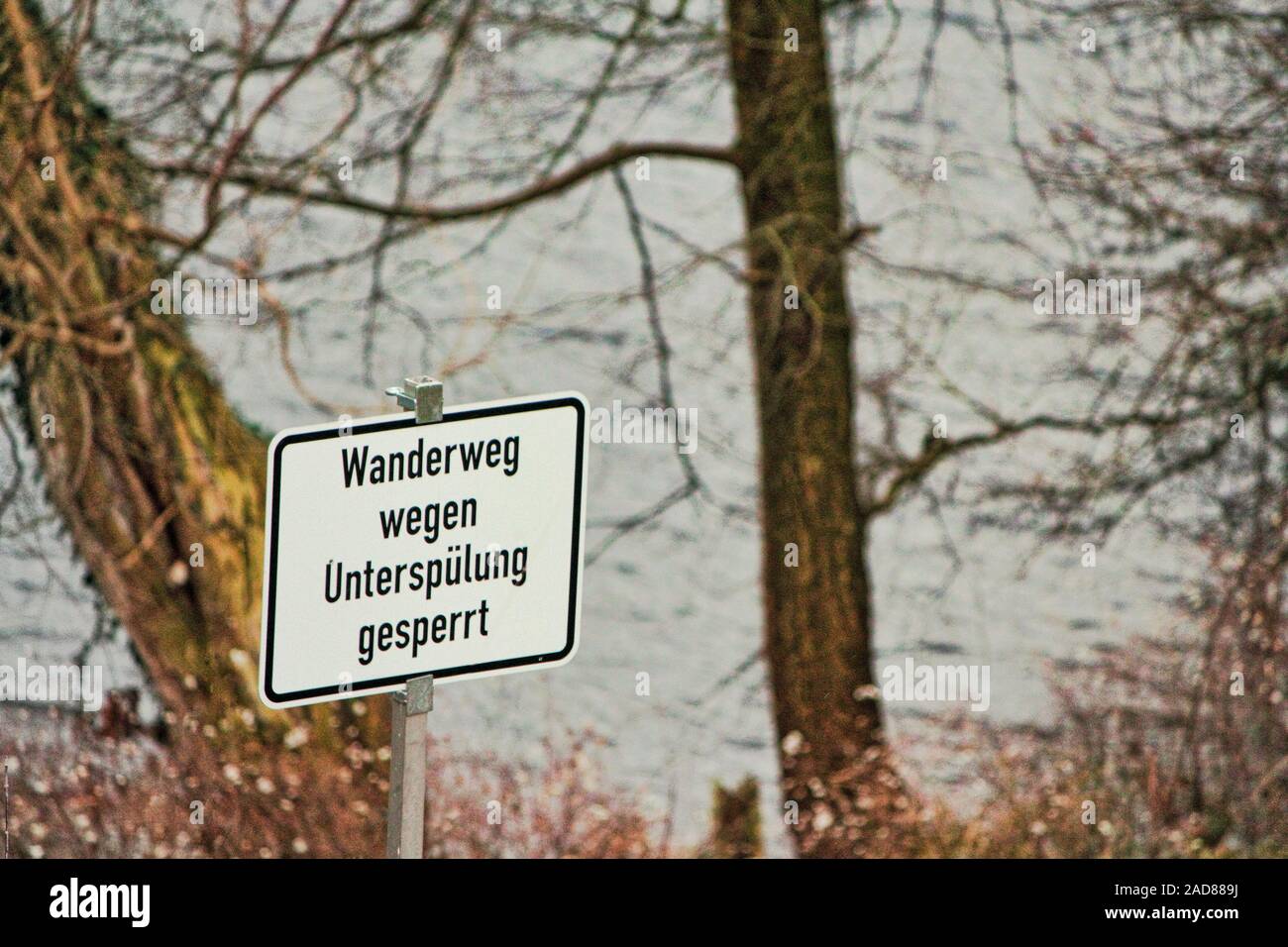 Hiking route blocked Stock Photo - Alamy