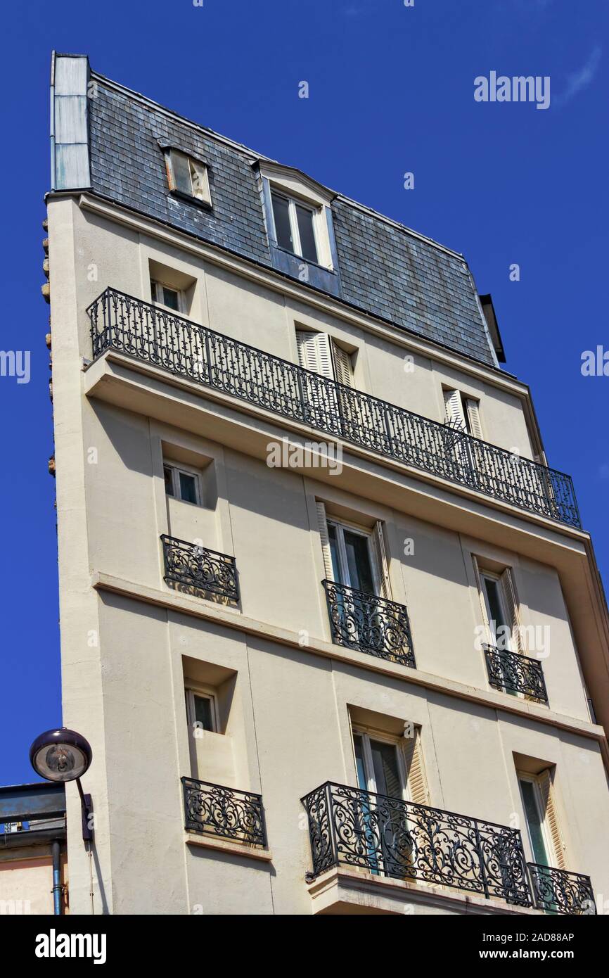 Parisian house hi-res stock photography and images - Alamy
