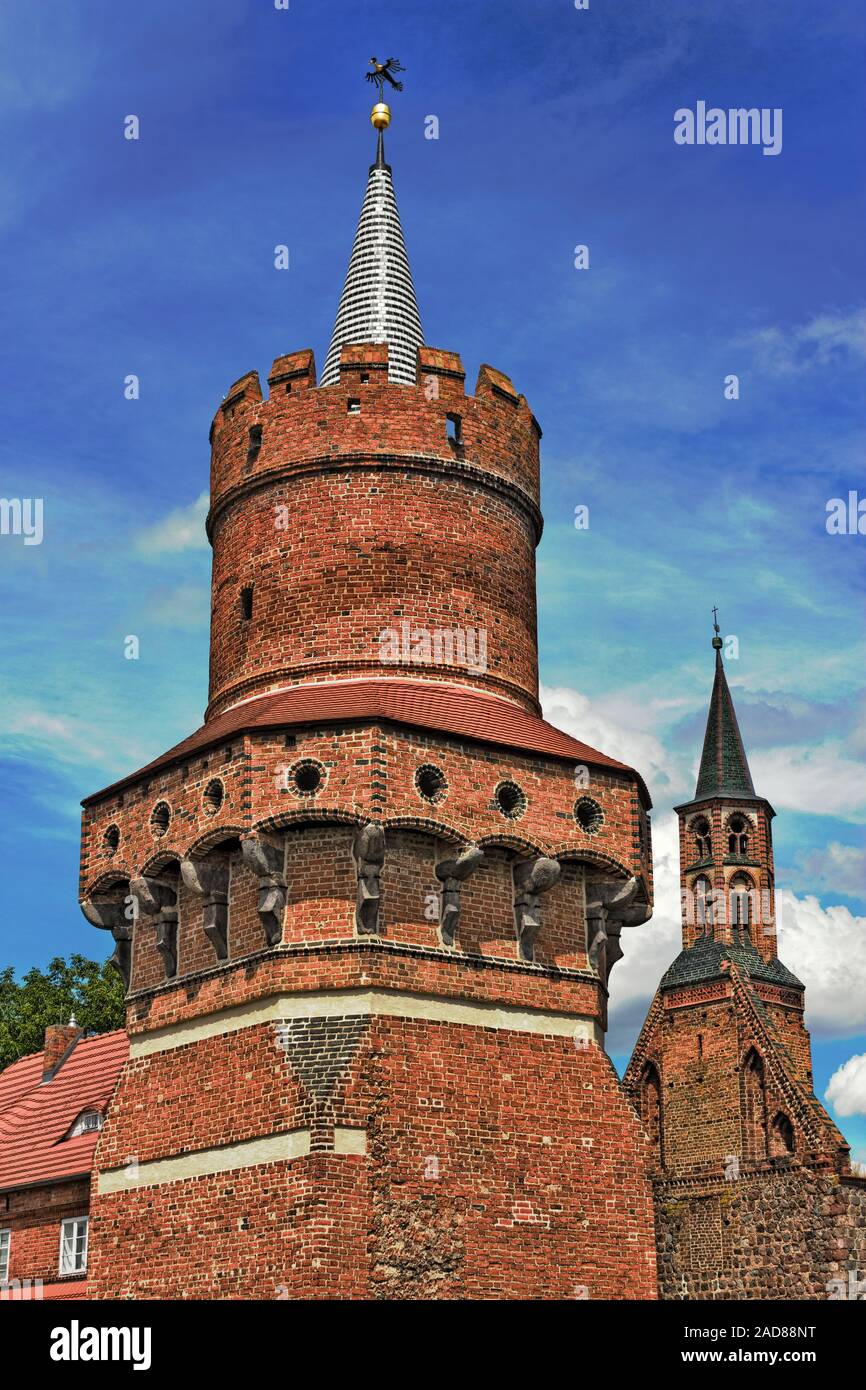 Ghost gate hi-res stock photography and images - Alamy