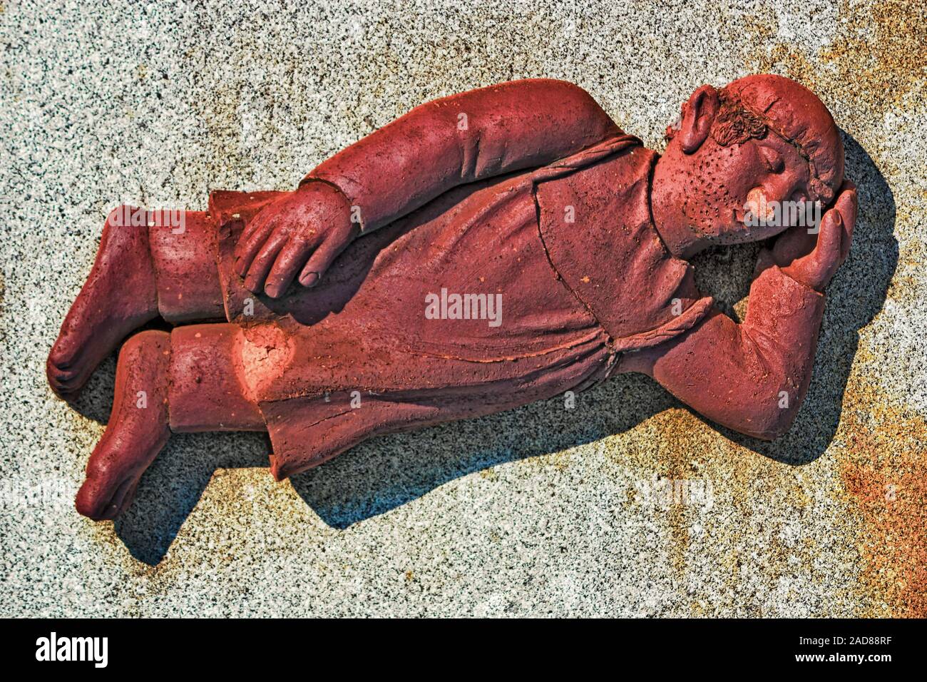 Sleeping figure hi-res stock photography and images - Alamy