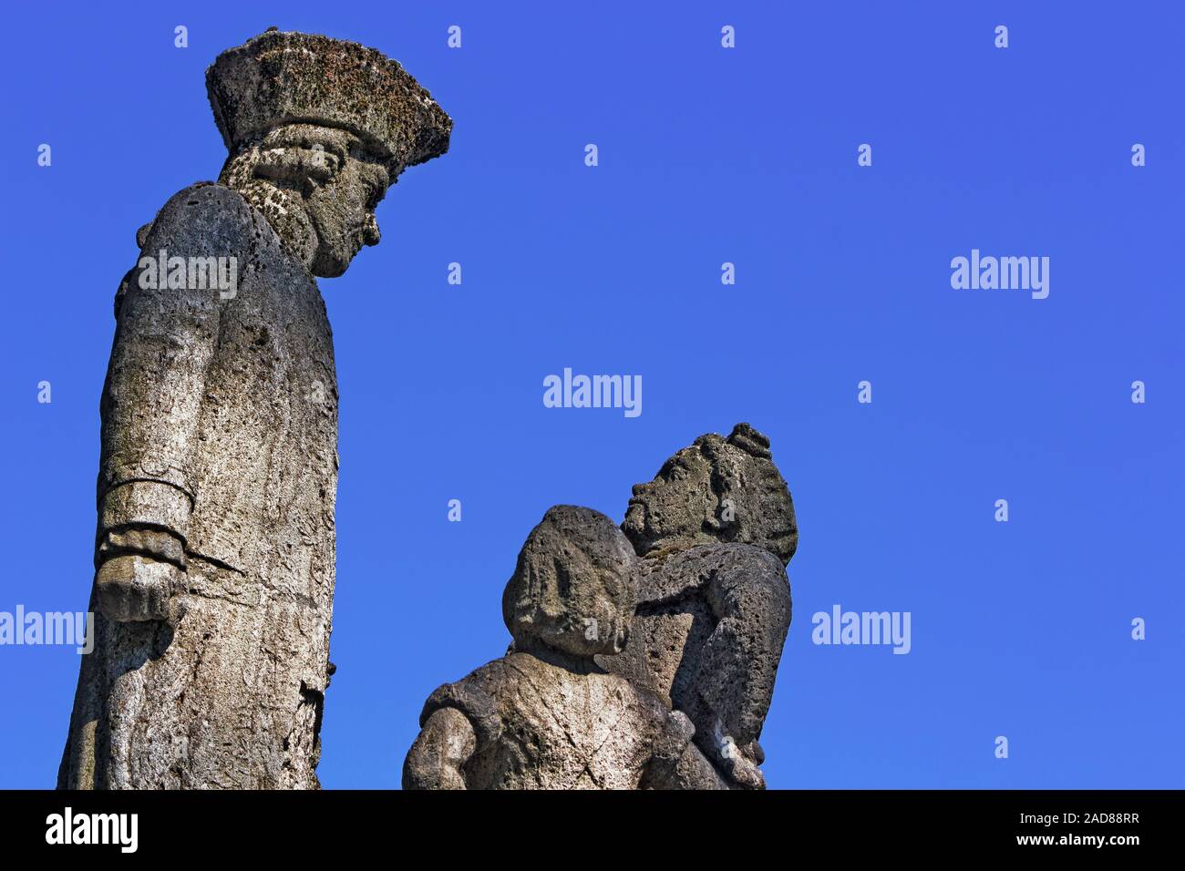 Horizontal shoulder hi-res stock photography and images - Alamy