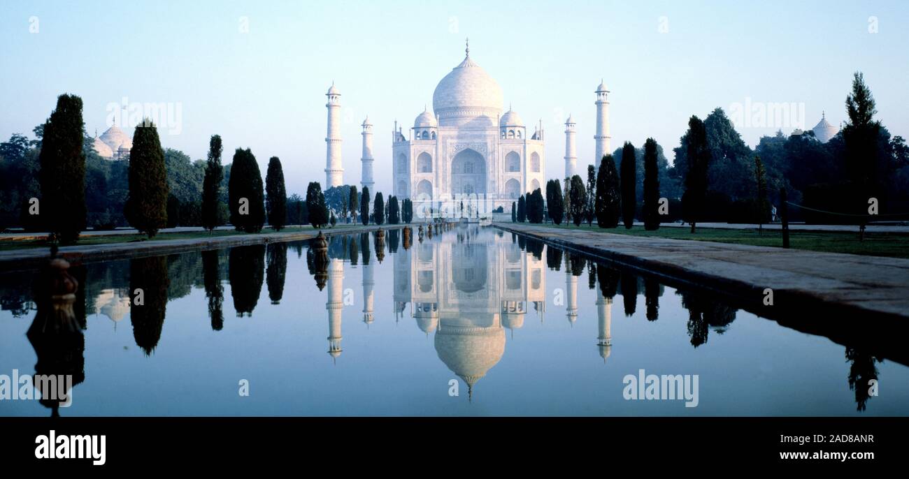Taj Mahal reflecting in water, Agra, India Stock Photo - Alamy
