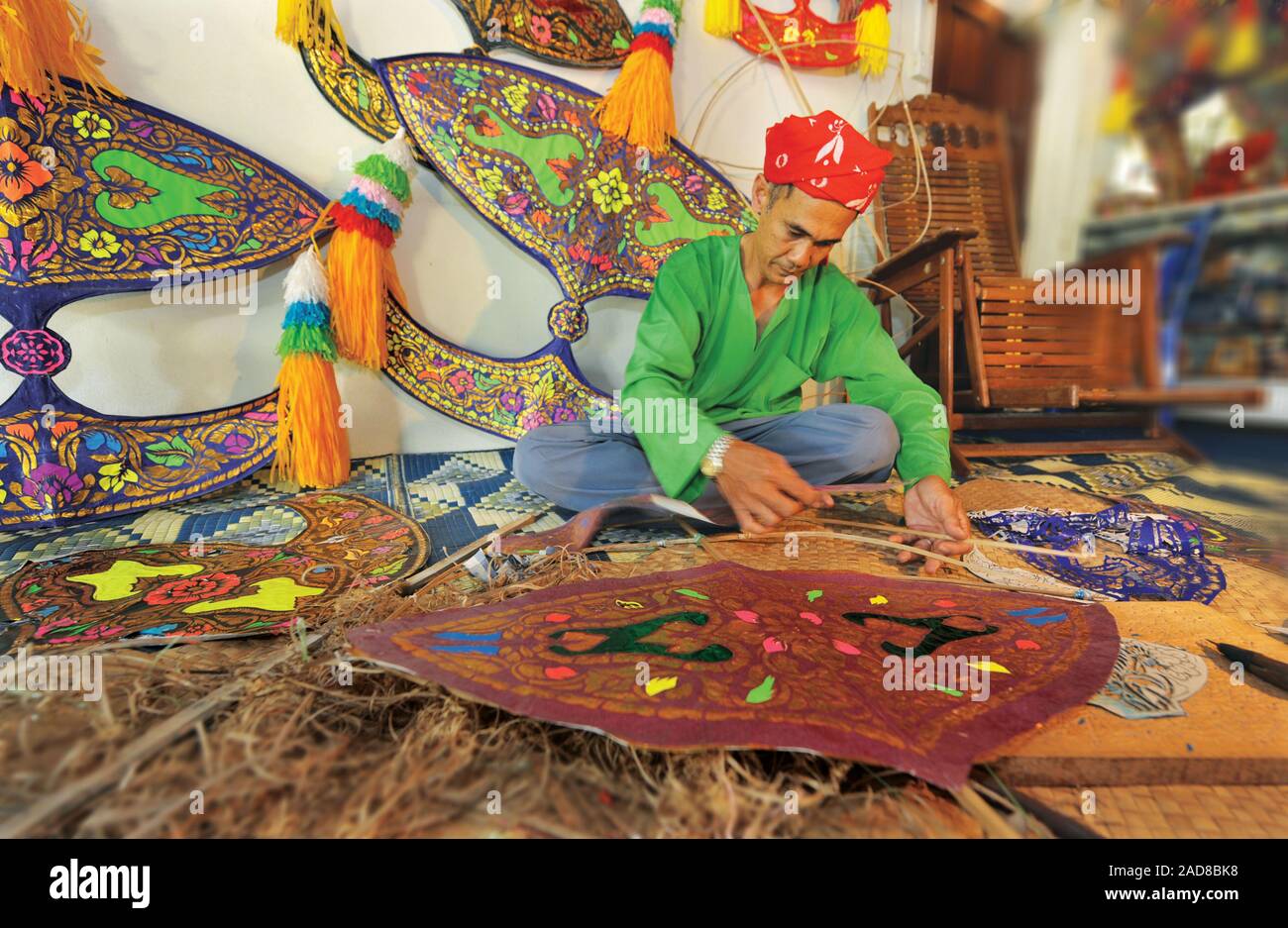 Malaysia wau kite hi-res stock photography and images - Alamy