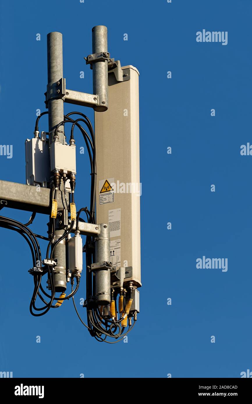 Microwave repeater station hi-res stock photography and images - Alamy