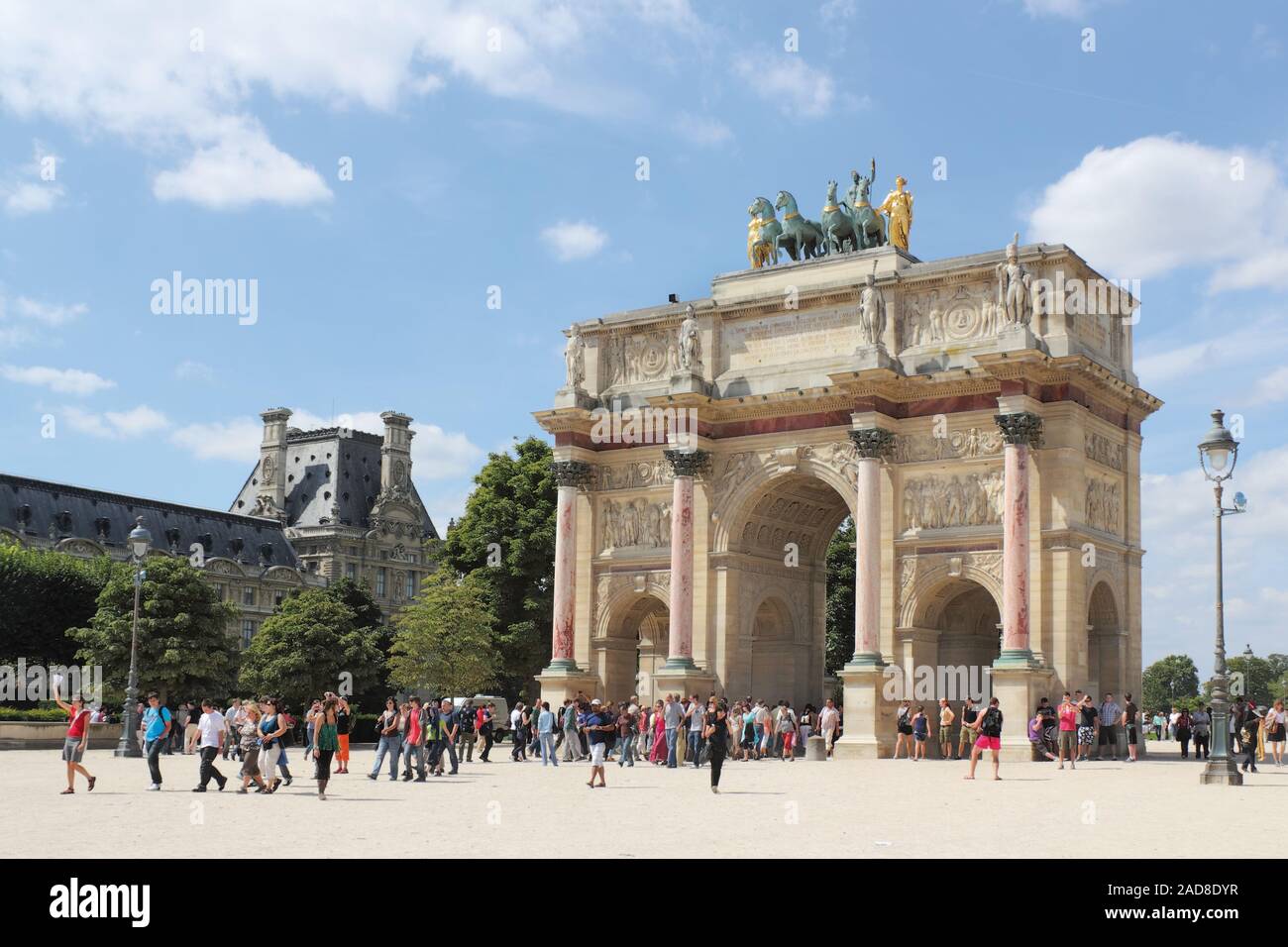 Musical arch hi-res stock photography and images - Alamy