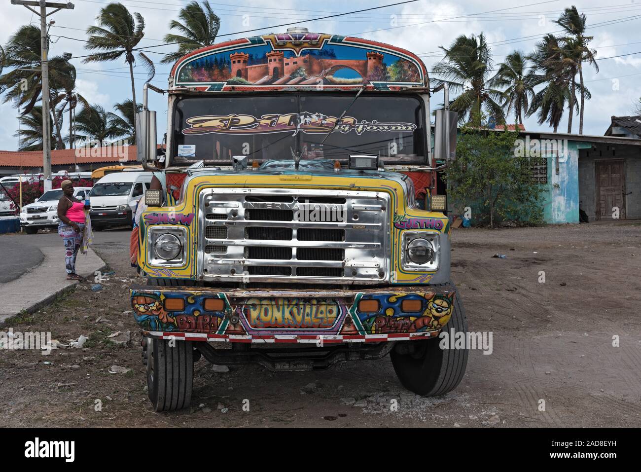 colorful painted chicken bus in puerto lindo panama Stock Photo - Alamy