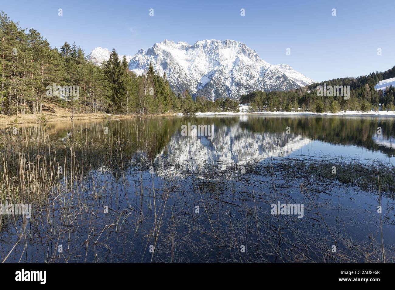 Lake Lutten, near Krün-Mittenwald Stock Photo - Alamy
