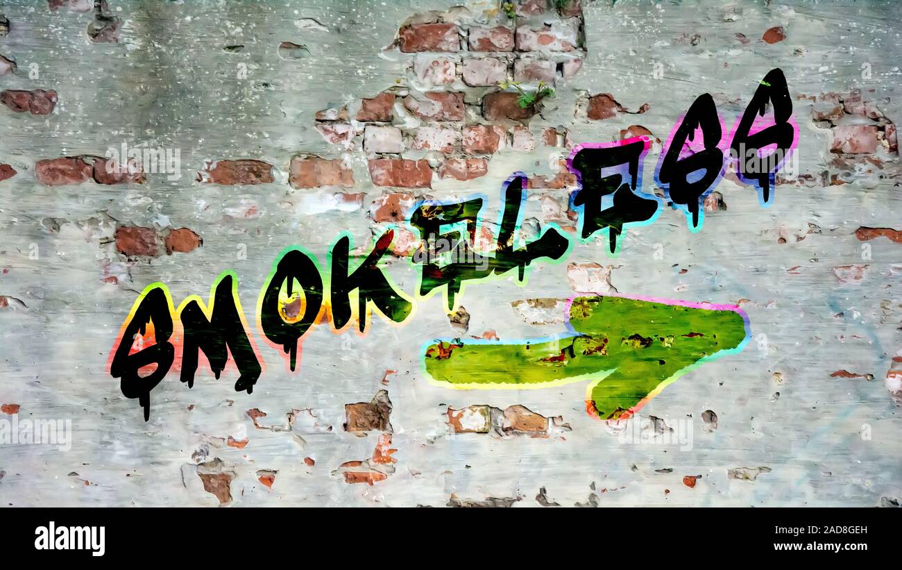 Graffiti no smoking sign hi-res stock photography and images - Alamy