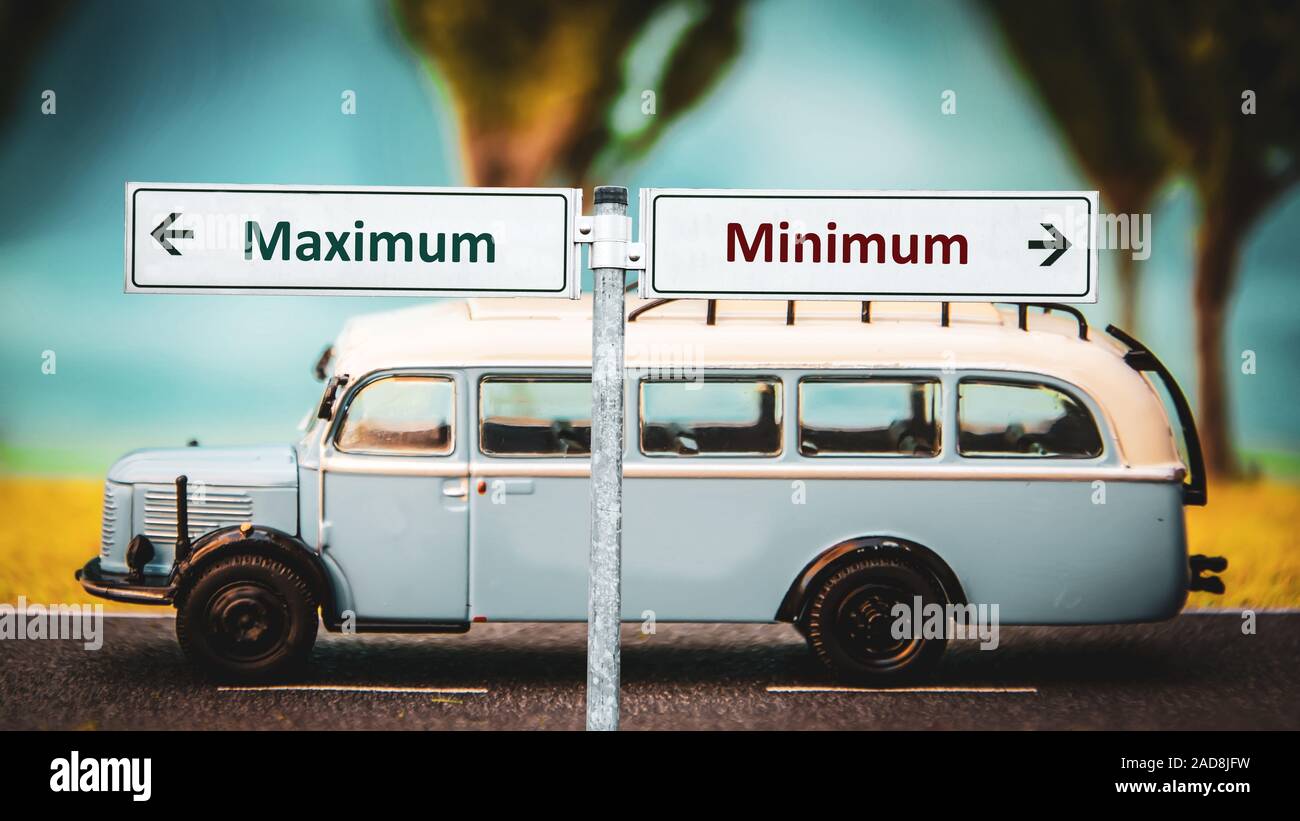 Street Sign Maximum versus Minimum Stock Photo - Alamy