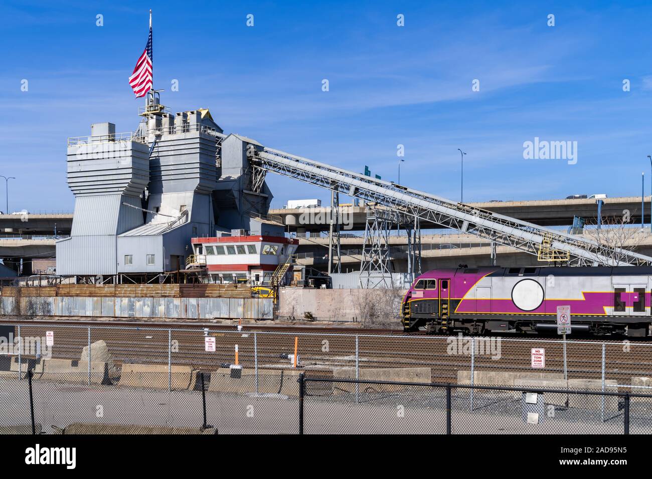 Construction sand gravel warehouse train Stock Photo - Alamy