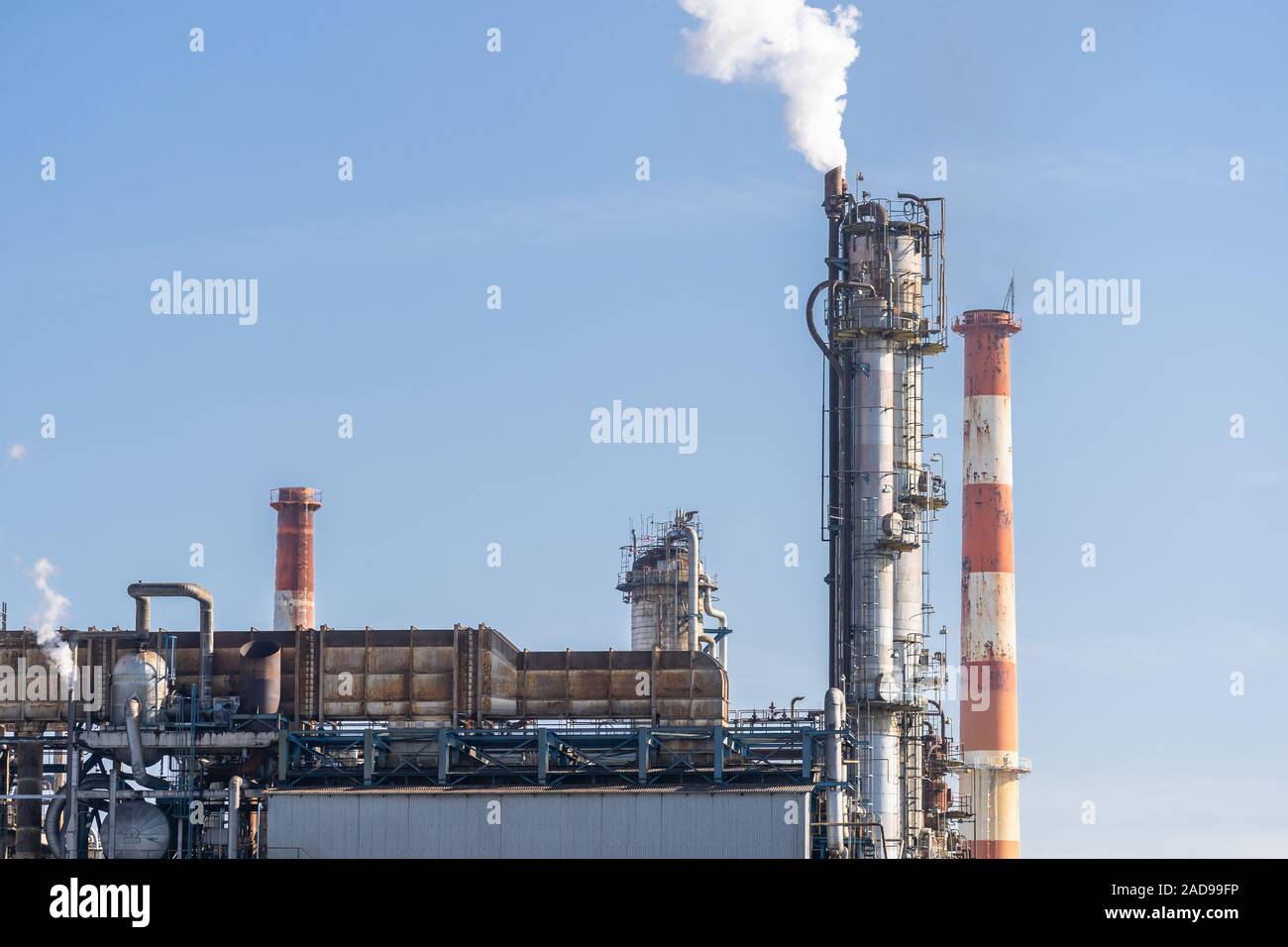 Tokyo factory production hi-res stock photography and images - Alamy