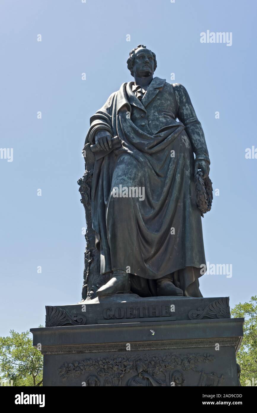 Bronze statue of Johann Wolfgang von Goethe in Frankfurt, Germany Stock ...