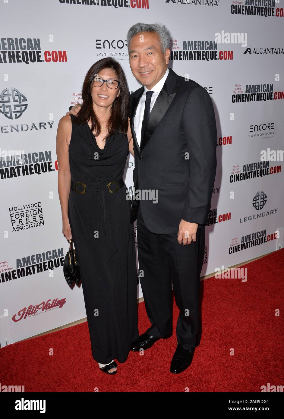 BEVERLY HILLS, CA. October 14, 2016: Kevin Tsujihara & Sandy Tsujihara ...