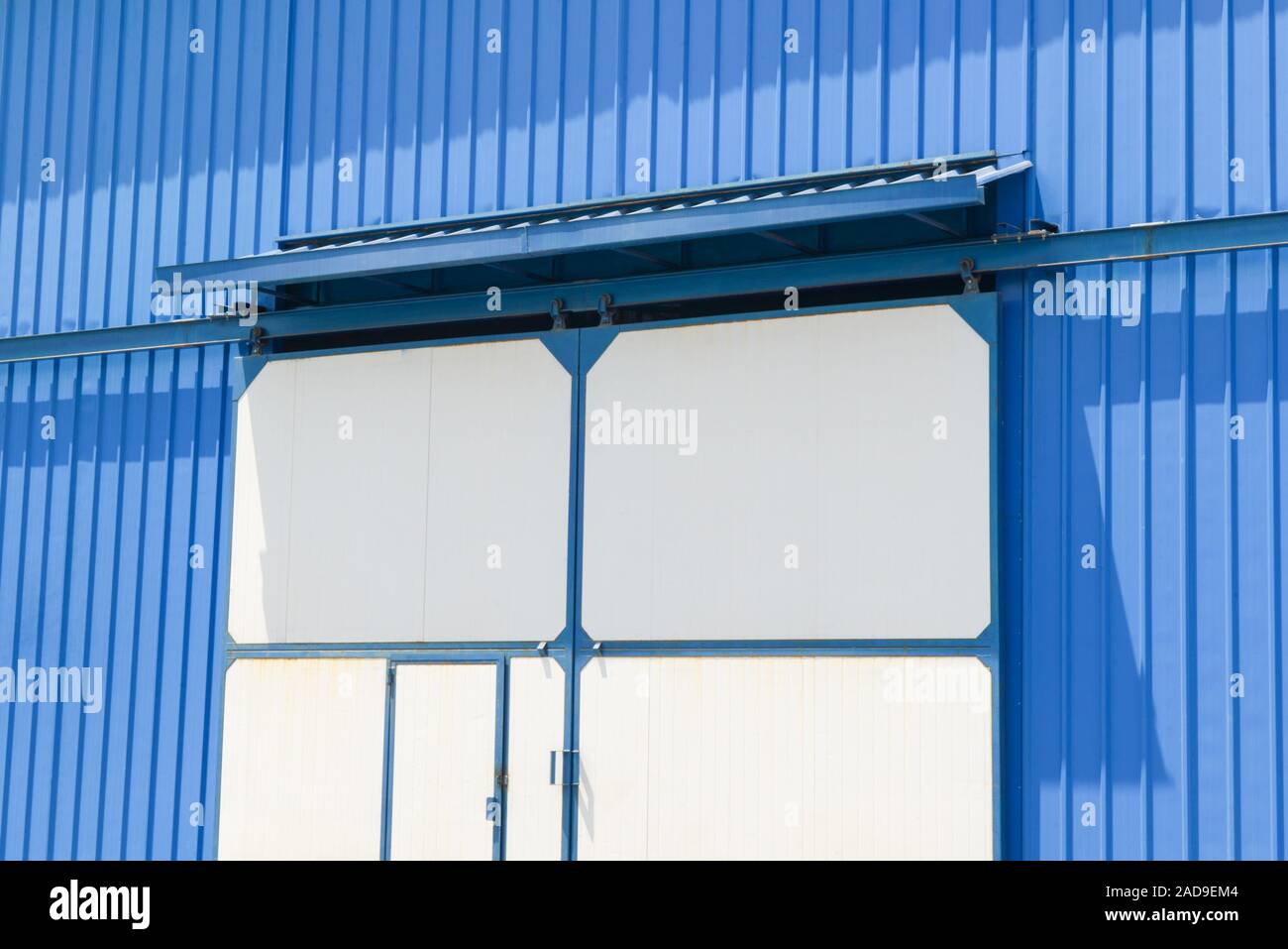 Roller shutter gates hi-res stock photography and images - Alamy