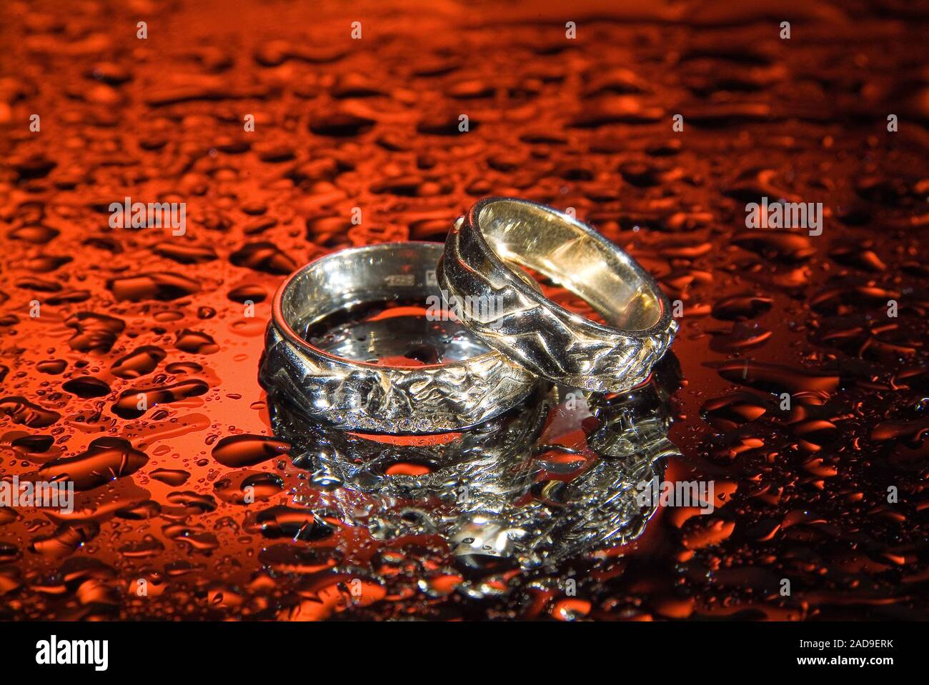 Gold wedding rings with shadow hi-res stock photography and images - Alamy