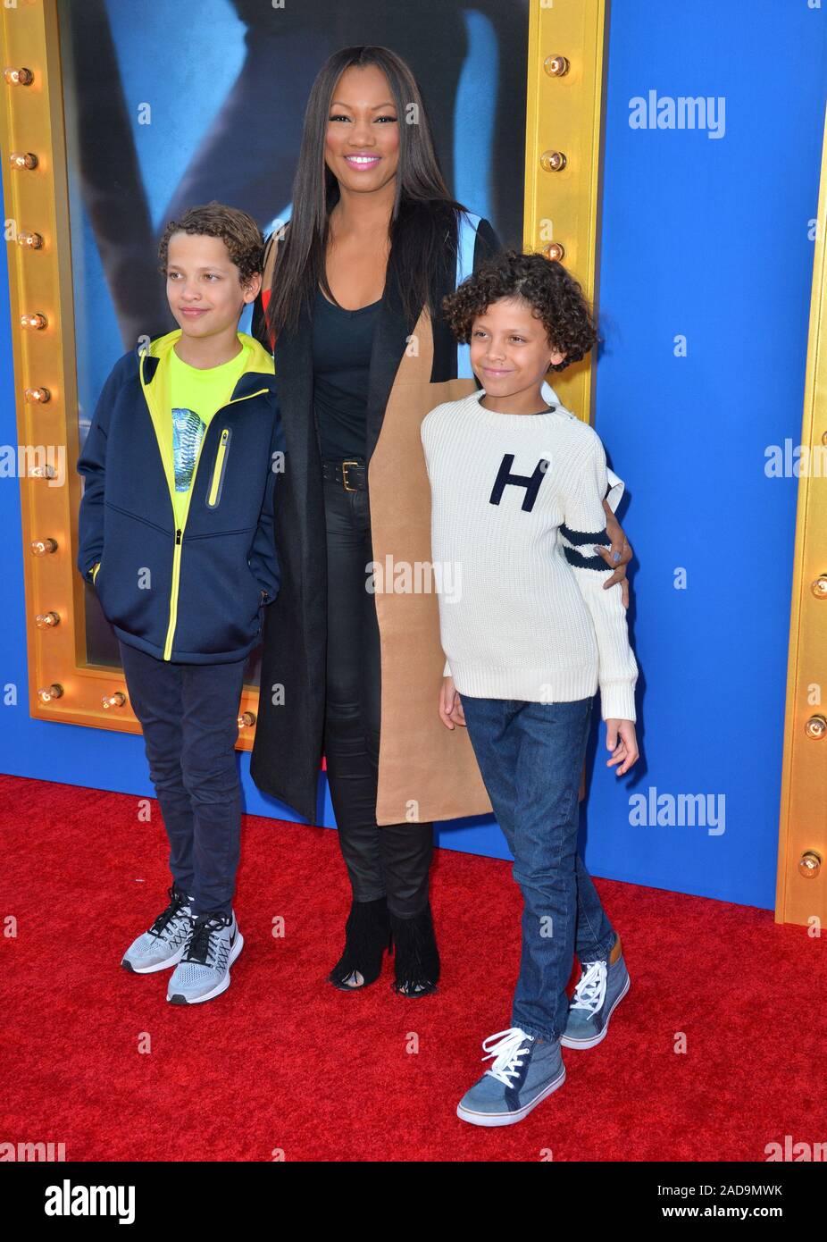 Sons jaid nilon hi-res stock photography and images - Alamy