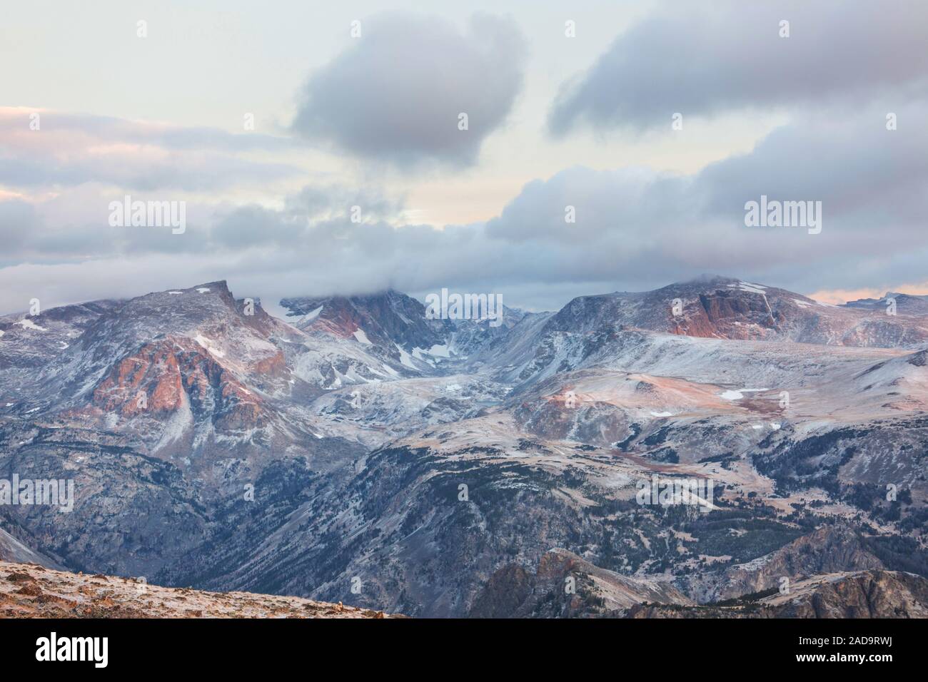 Bear tooth pass highway hi-res stock photography and images - Alamy