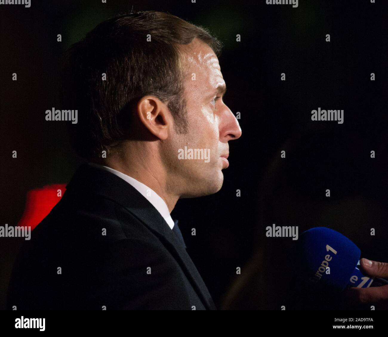 Emmanuel macron profile hi-res stock photography and images - Alamy