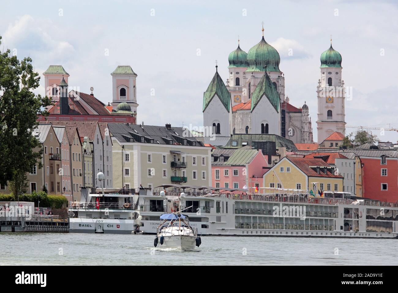 Old town passau hi-res stock photography and images - Alamy