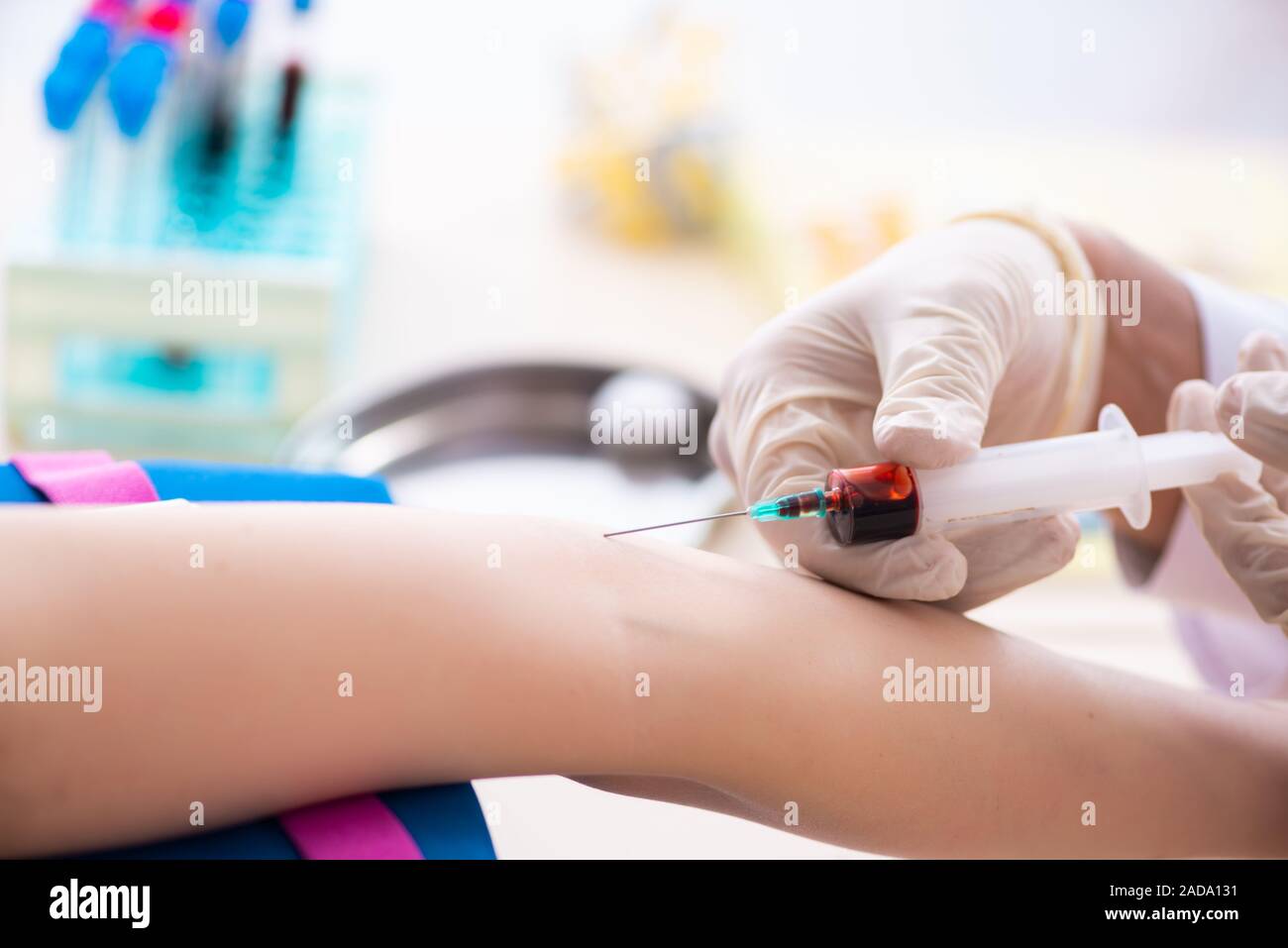 Blood transfusion in hospital clinic Stock Photo - Alamy
