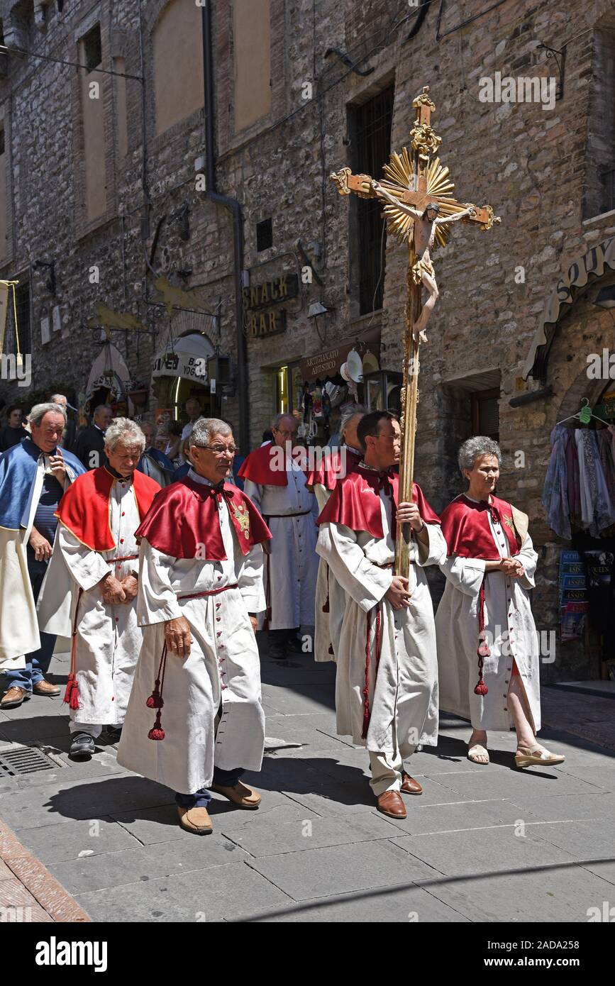 Christian procession hi-res stock photography and images - Alamy