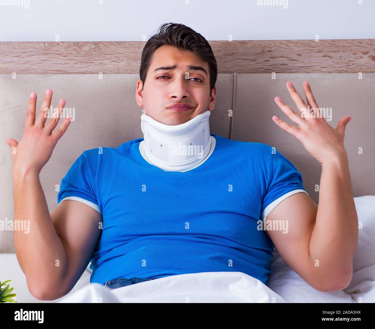 Neck injury bed hi-res stock photography and images - Alamy