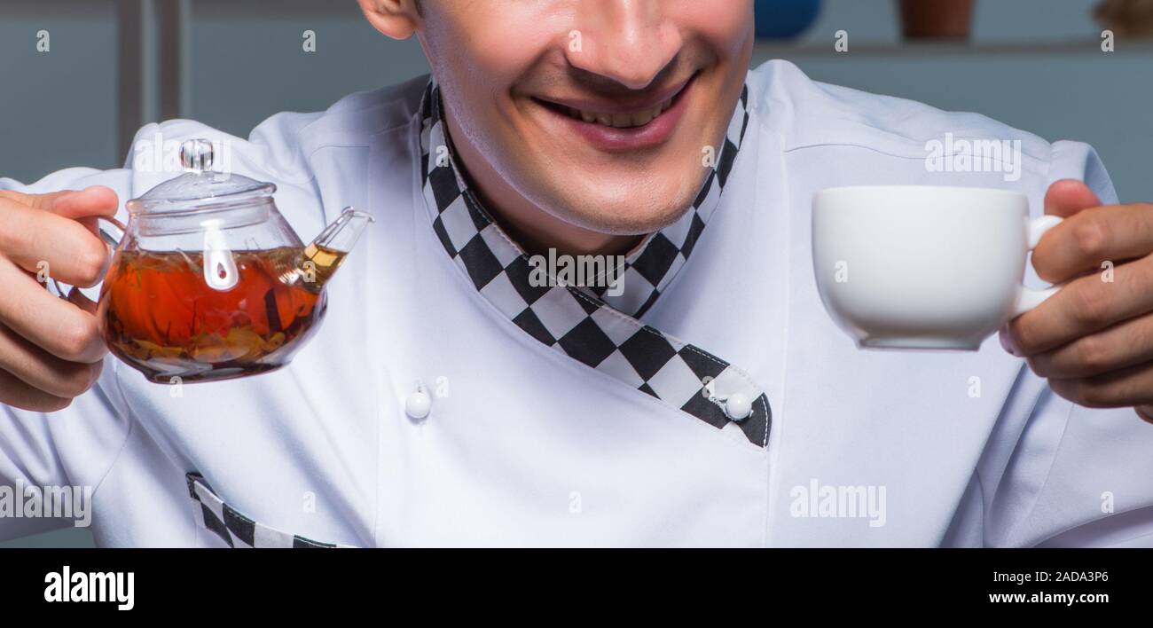 Tea expert hi-res stock photography and images - Alamy