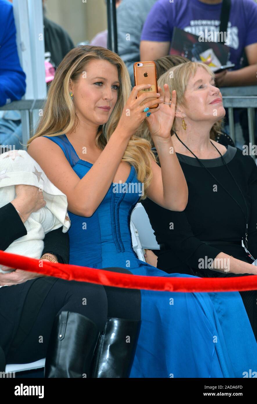 Actress Blake Lively & Tammy Reynolds (Ryan's mother) at the Hollywood ...