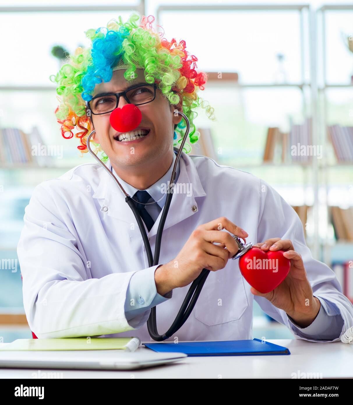 Pediatric cardiologist hi-res stock photography and images - Alamy