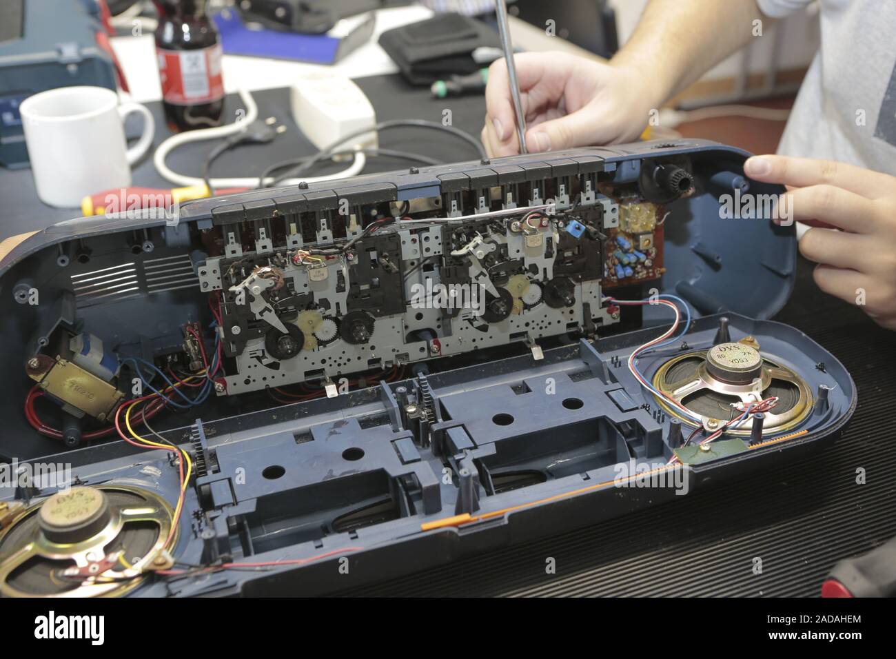 Repaircafe hi-res stock photography and images - Alamy