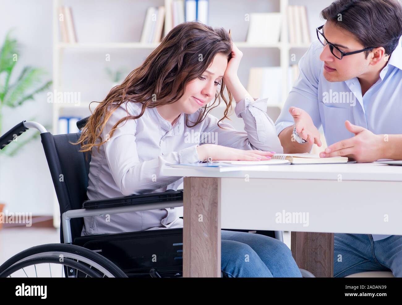 Disabled student classroom hi-res stock photography and images - Alamy