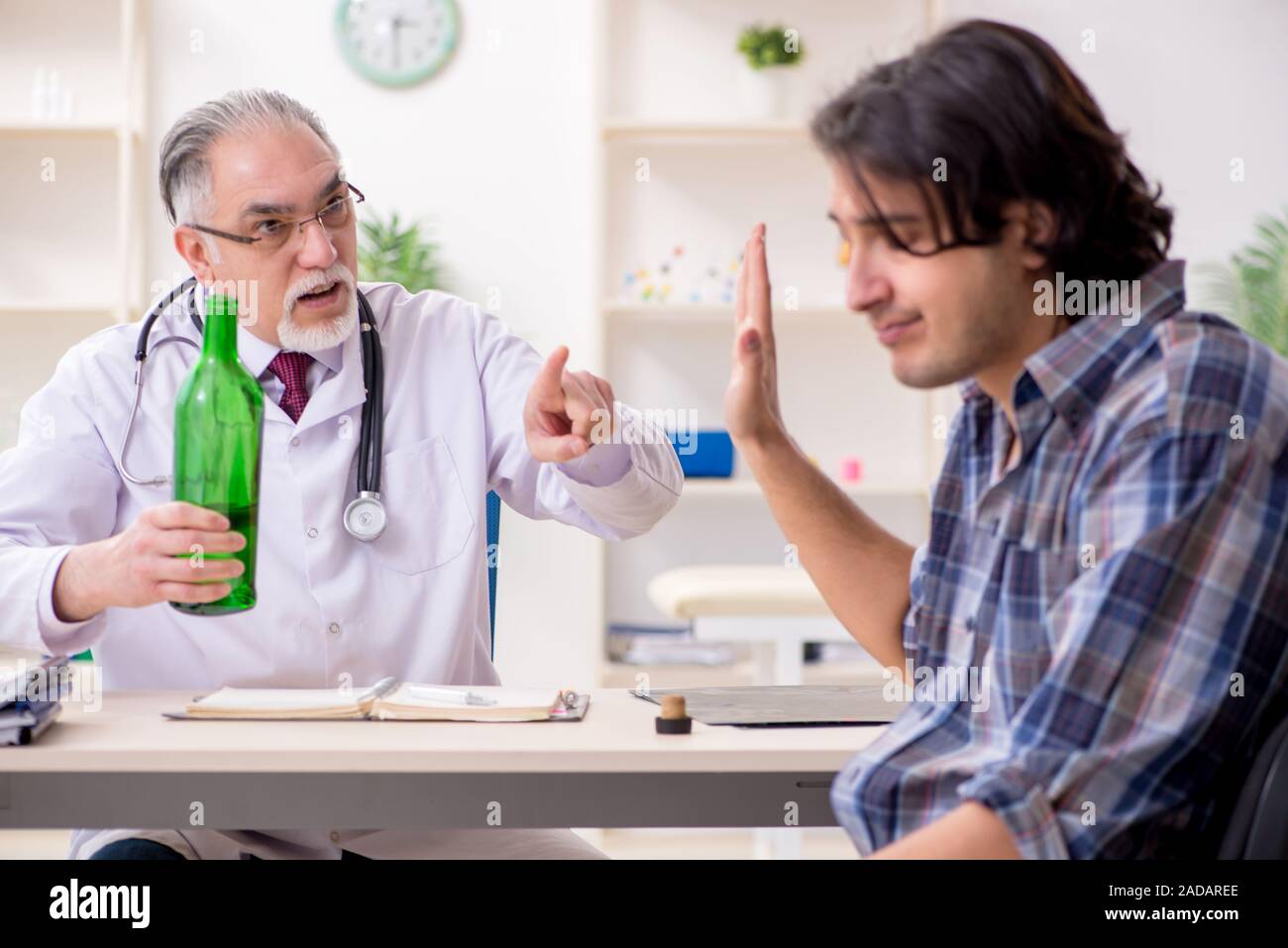 Alcoholic patient hospital hi-res stock photography and images - Alamy