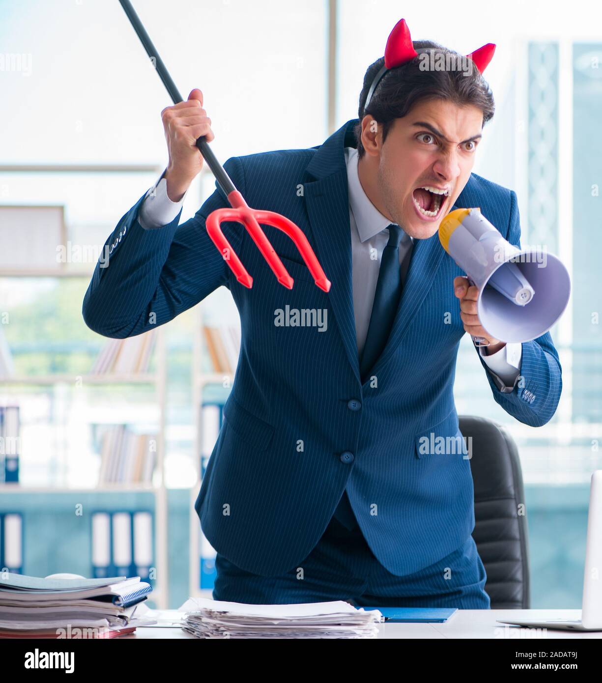 Devil angry hi-res stock photography and images - Alamy