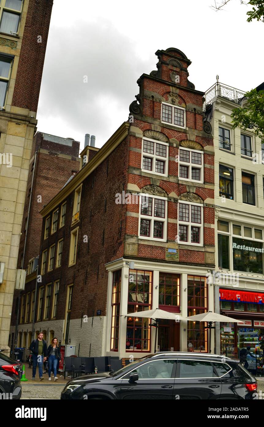 Dutch House Red Brick High Resolution Stock Photography and Images - Alamy