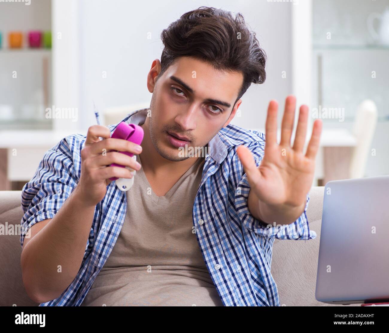 Student drug overdose hi-res stock photography and images - Alamy