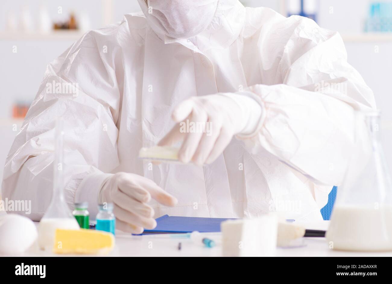 Food scientist testing new stuff in the lab Stock Photo - Alamy