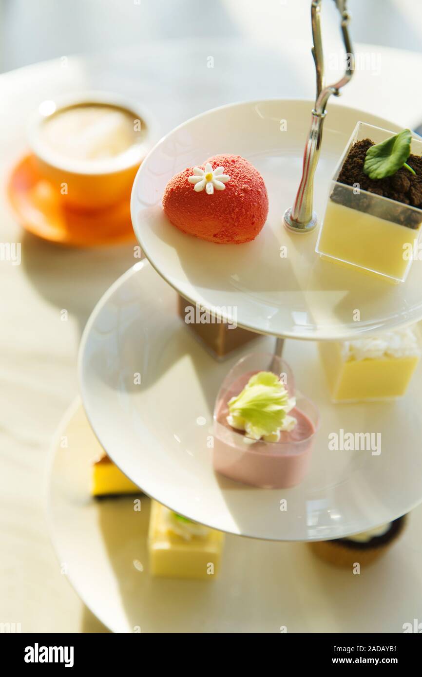 Comfortable positioning hi-res stock photography and images - Alamy