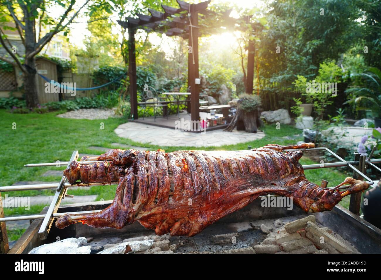 Roast Whole Lamb Stock Photo - Alamy