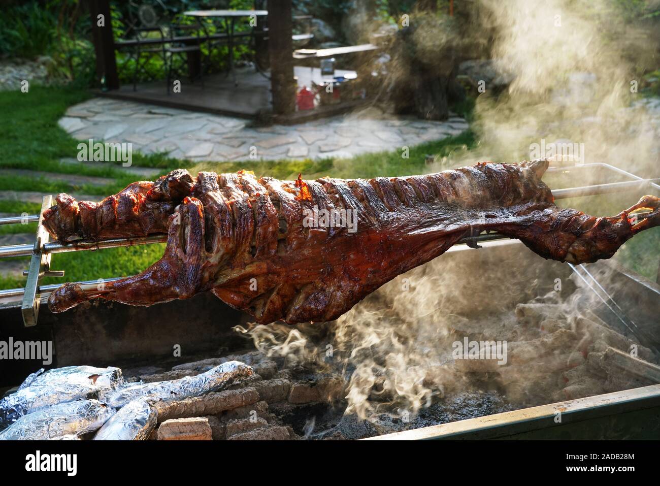 Roast Whole Lamb Stock Photo - Alamy