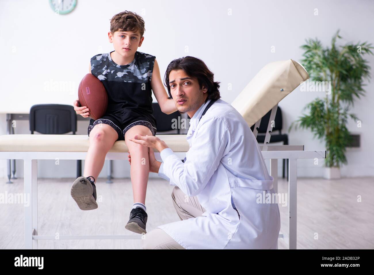 Worried rugby player hi-res stock photography and images - Alamy