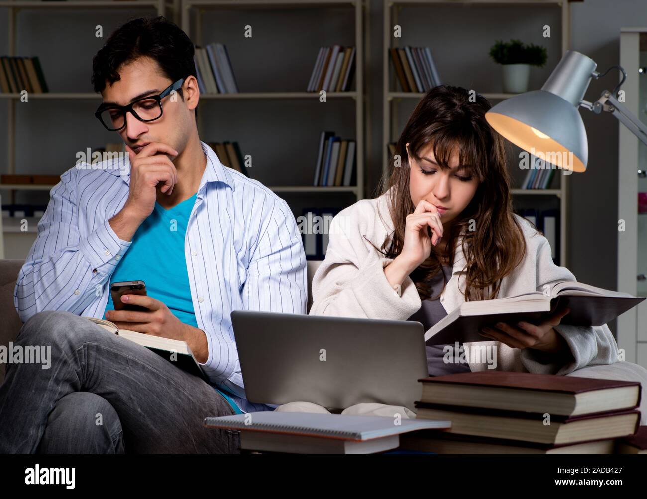 College students late class hi-res stock photography and images - Alamy
